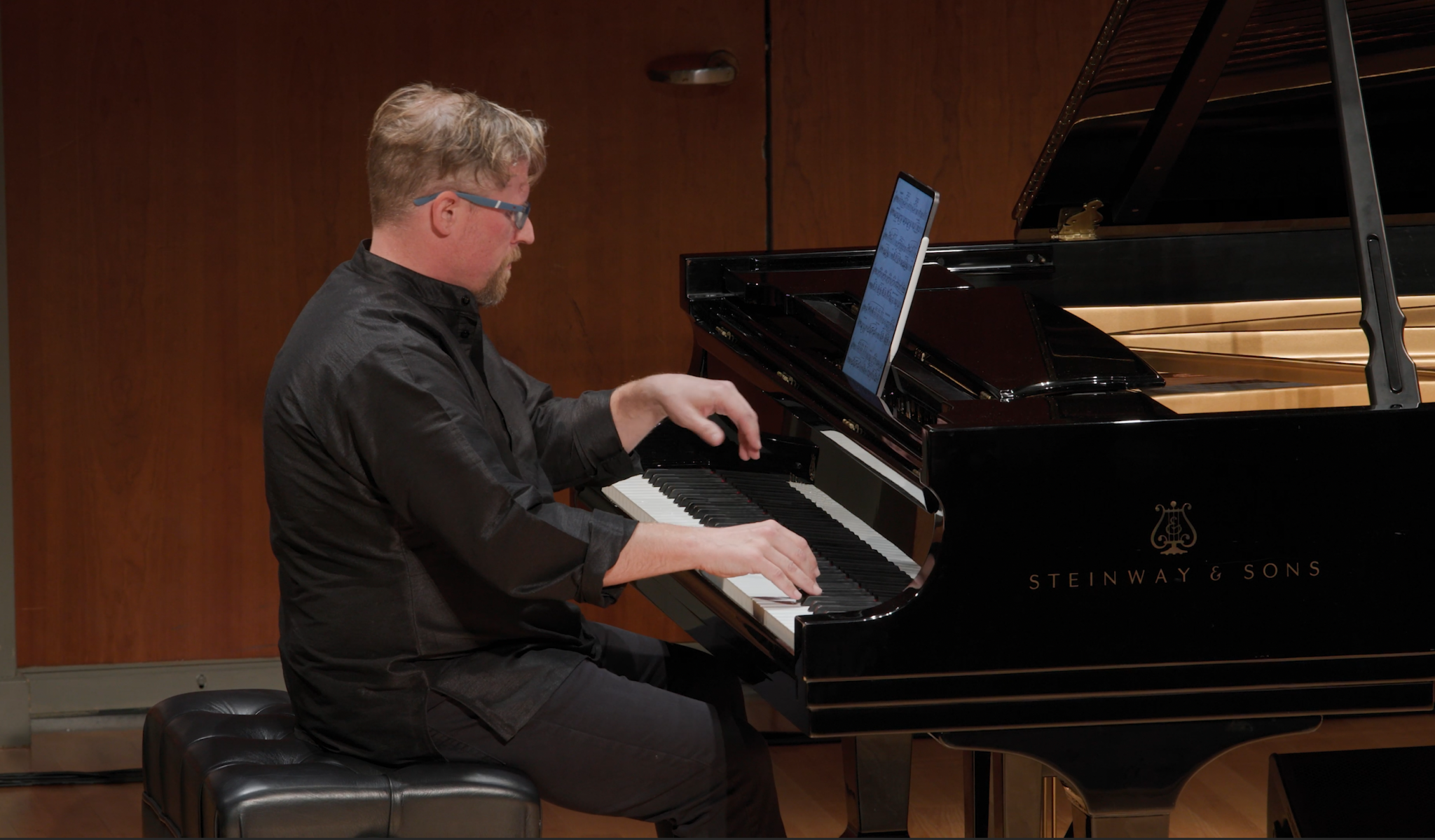 Aron Kallay - The Blur of Time and Memory | Piano Spheres